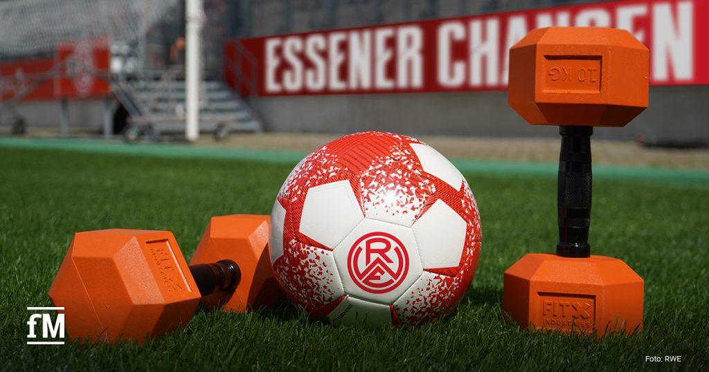 FitX, RWE und ESSENER CHANCEN Aktionsspieltag für Inklusion